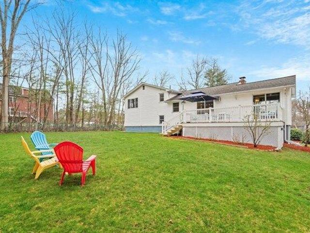house with 3 bedroom, Burlington MA DLS102668223