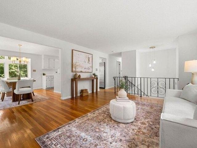 house with 3 bedroom, Burlington MA ES105041479