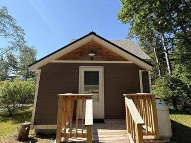 house with 3 bedroom, Burlington ME DS104296425