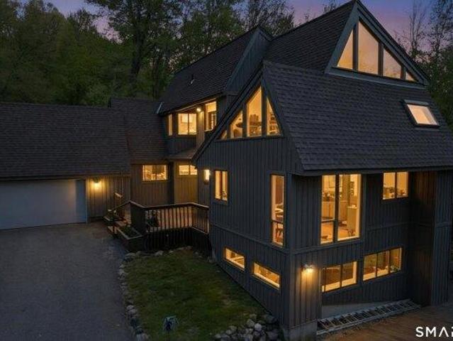house with 3 bedroom, Burlington CT DLS102584627