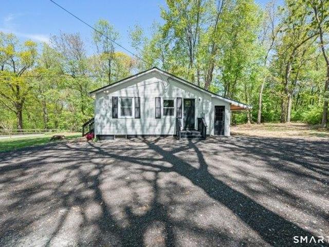 house with 3 bedroom, Burlington CT DLS103073374
