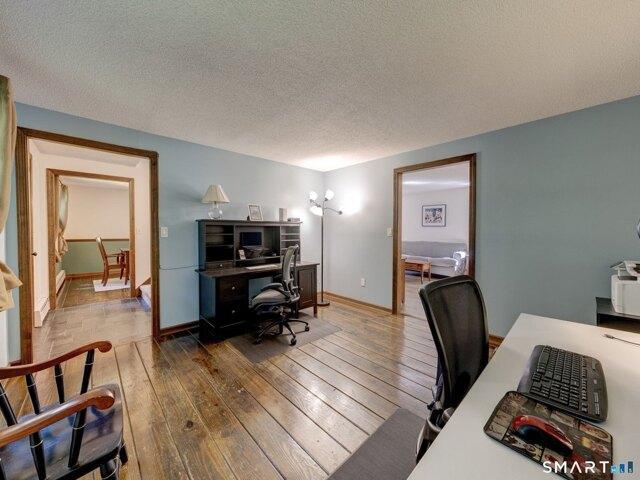 house with 3 bedroom, Burlington CT DS104075585