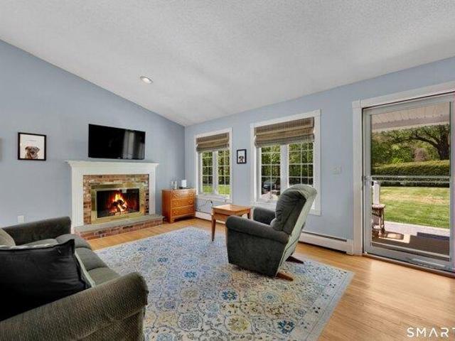 house with 3 bedroom, Burlington CT DS102775289