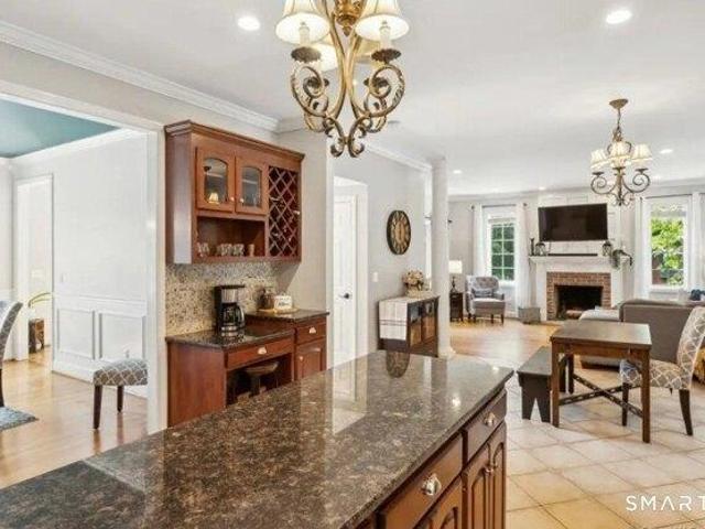 house with 3 bedroom, Burlington CT ES104042033