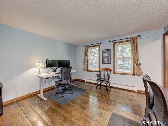 house with 3 bedroom, Burlington CT ES104075585