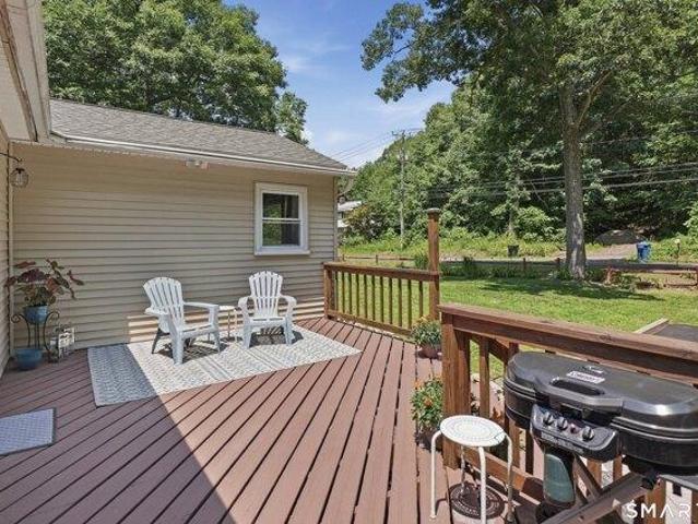 house with 3 bedroom, Burlington CT ES104811183