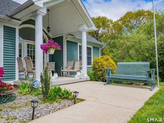 house with 3 bedroom, Burlington CT ES104835257