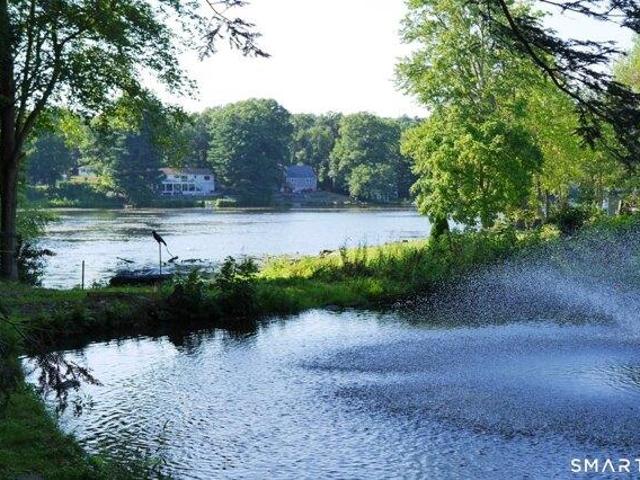 house with 3 bedroom, Burlington CT ES105105873