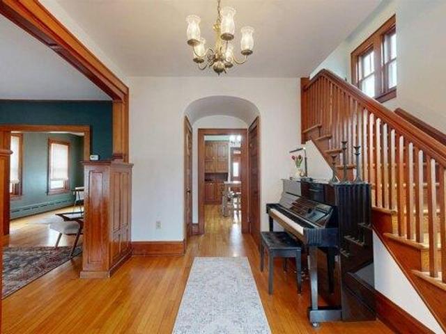 house with 3 bedroom, Burlington VT DLS102061901