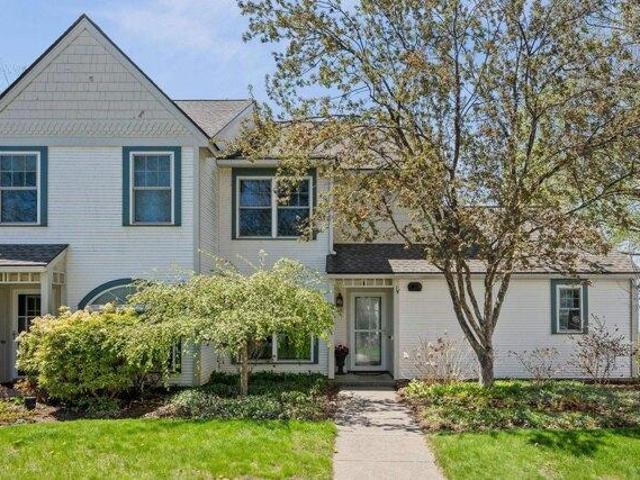 house with 3 bedroom, Burlington VT DS102592202