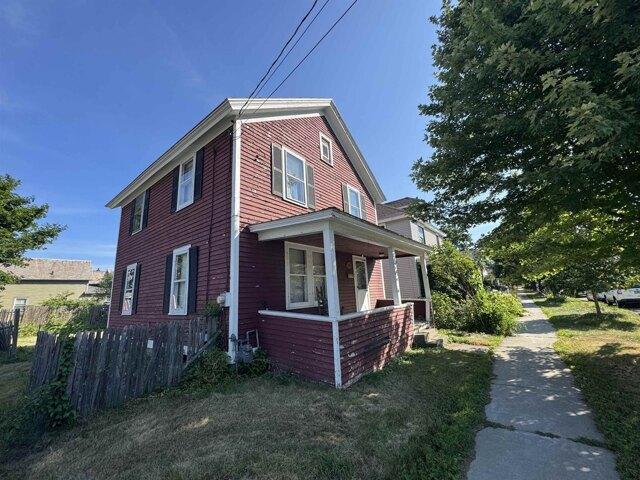 house with 3 bedroom, Burlington VT ES104851560