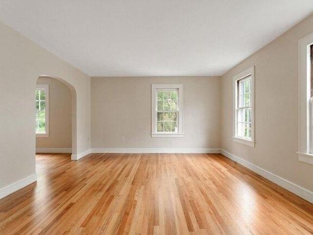 house with 3 bedroom, Burlington VT ES105105763