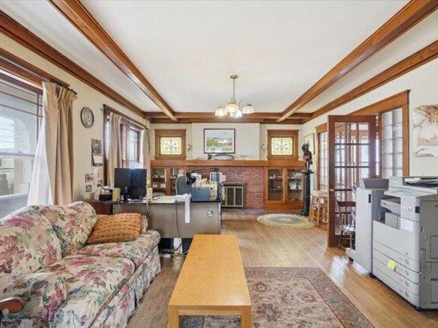 house with 3 bedroom, Burlington VT ES105126731