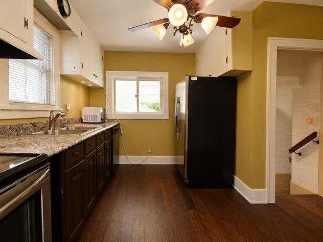house with 3 bedroom, Burlington VT ES105205954