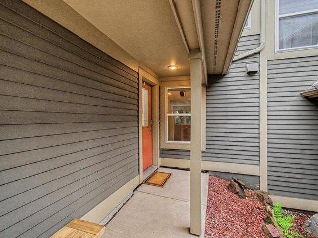house with 3 bedroom, Burlington VT ES103627765