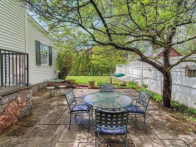 house with 3 bedroom, Burlington VT ES103664900