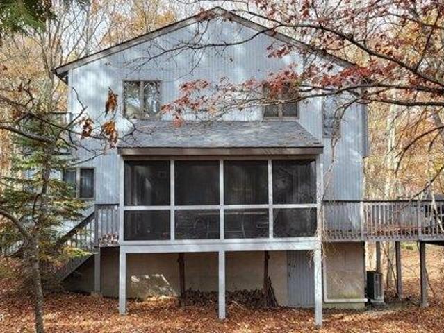 house with 3 bedroom, Bushkill PA ES103623140