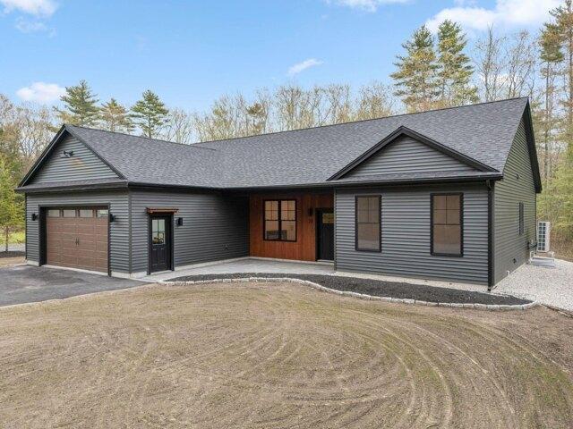 house with 3 bedroom, Buxton ME DS102724768