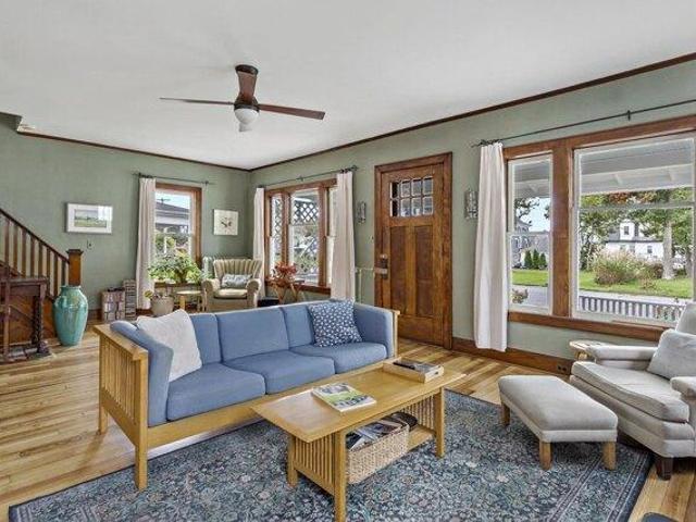 house with 3 bedroom, Buzzards Bay MA DS102411791