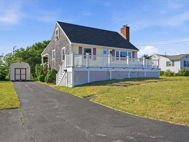 house with 3 bedroom, Buzzards Bay MA ES104848940
