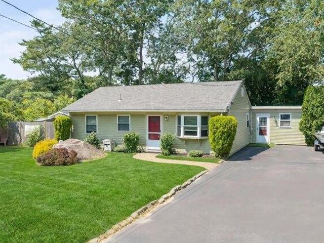 house with 3 bedroom, Buzzards Bay MA ES105142682