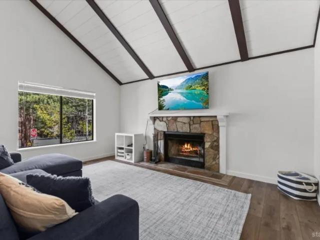 house with 3 bedroom, CA CA DLS102204431