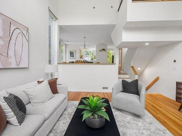 house with 3 bedroom, Cambridge MA ES104076065
