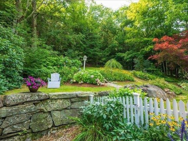 house with 3 bedroom, Camden ME ES105175570