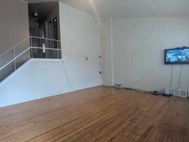 house with 3 bedroom, Camden NJ DS101749764