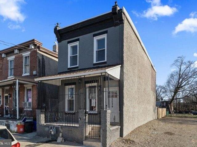 house with 3 bedroom, Camden NJ DS101751095