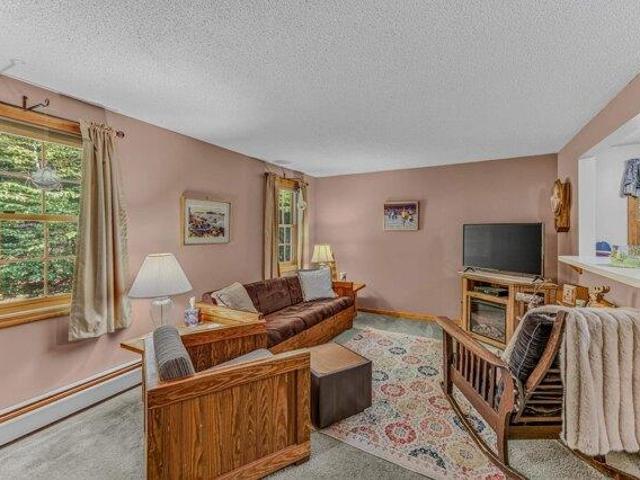 house with 3 bedroom, Campton NH ES104443663