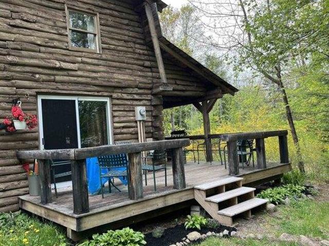 house with 3 bedroom, Campton NH ES103444490
