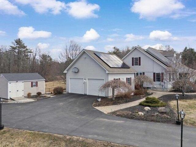 house with 3 bedroom, Canterbury NH DLS101747018