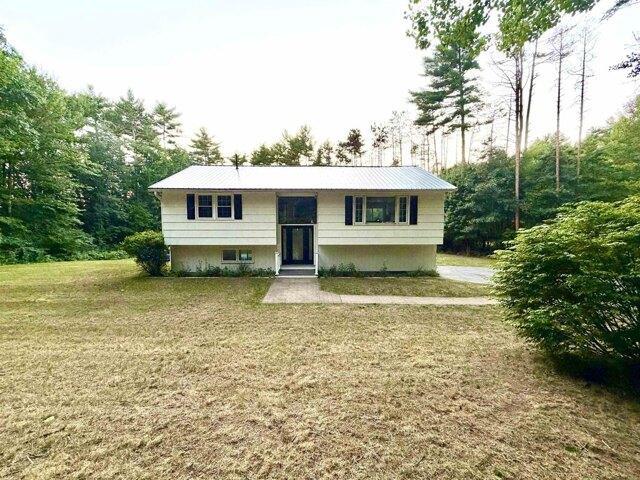 house with 3 bedroom, Canterbury NH DS104332014