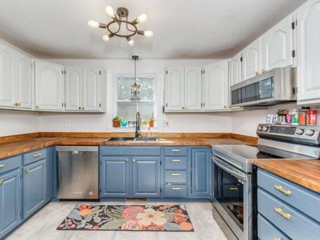 house with 3 bedroom, Canterbury NH DS103036859