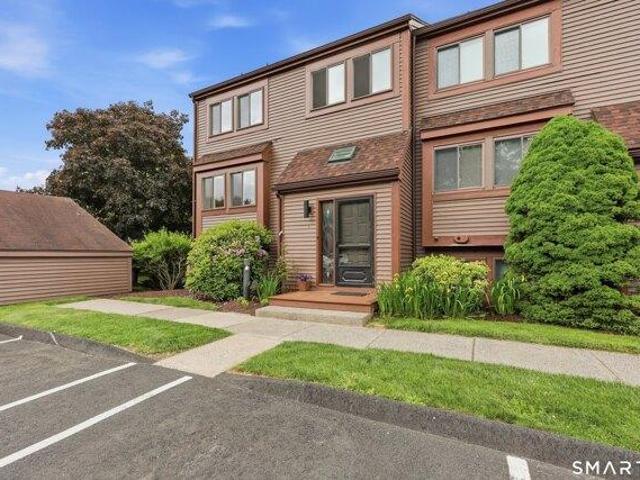 house with 3 bedroom, Canton CT DS103932141