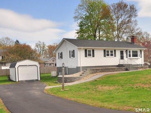 house with 3 bedroom, Canton CT ES103186845