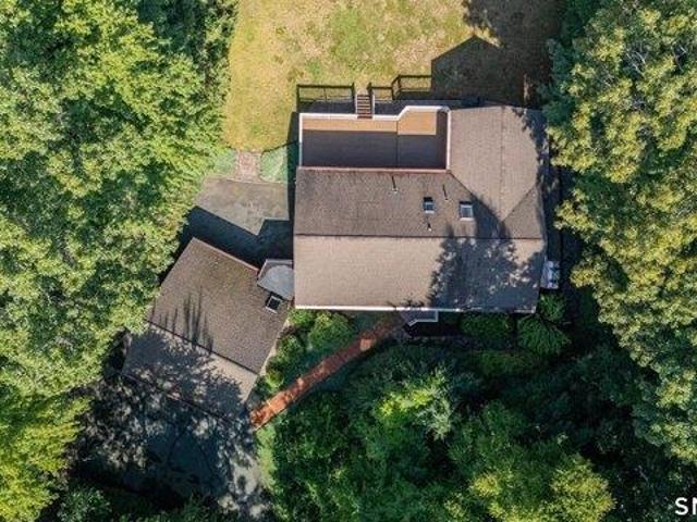 house with 3 bedroom, Canton CT ES105172063