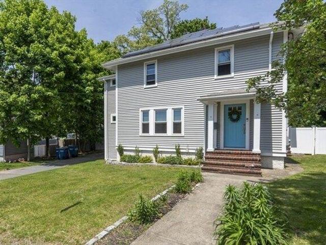 house with 3 bedroom, Canton MA DS103034754