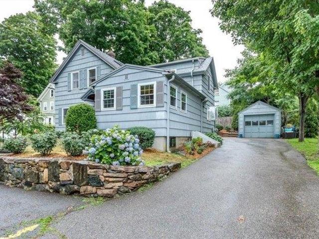 house with 3 bedroom, Canton MA DS104299384
