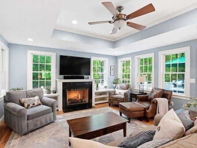 house with 3 bedroom, Canton MA ES103600153