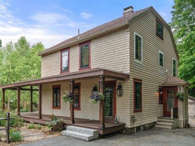 house with 3 bedroom, Canton MA ES104907391