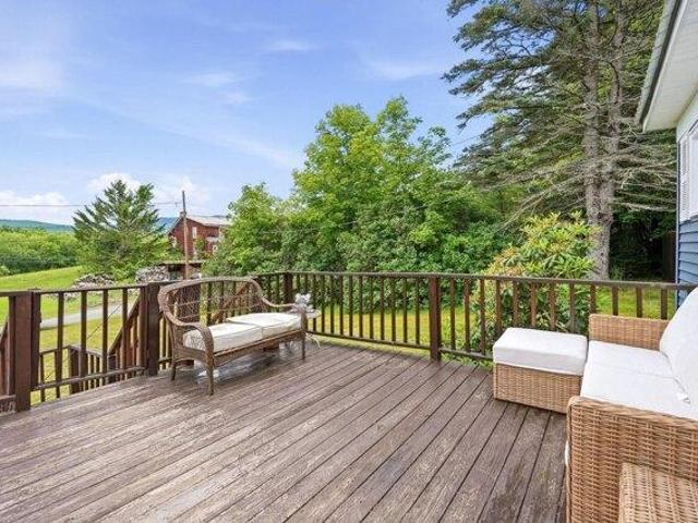 house with 3 bedroom, Canaan NH ES104921258