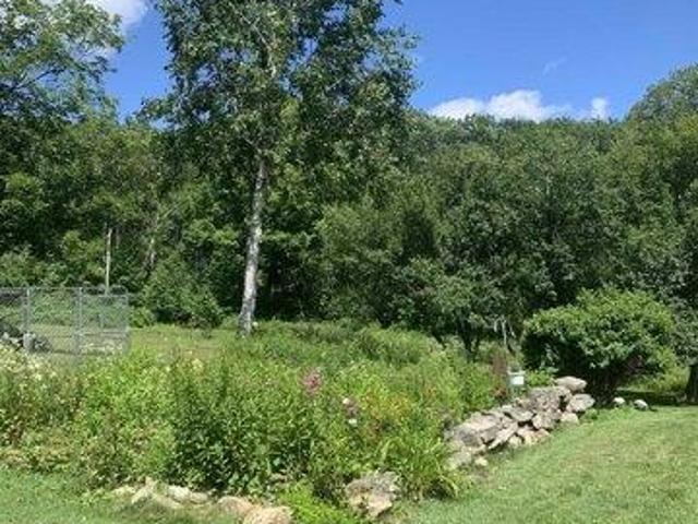 house with 3 bedroom, Canaan NH ES105173568