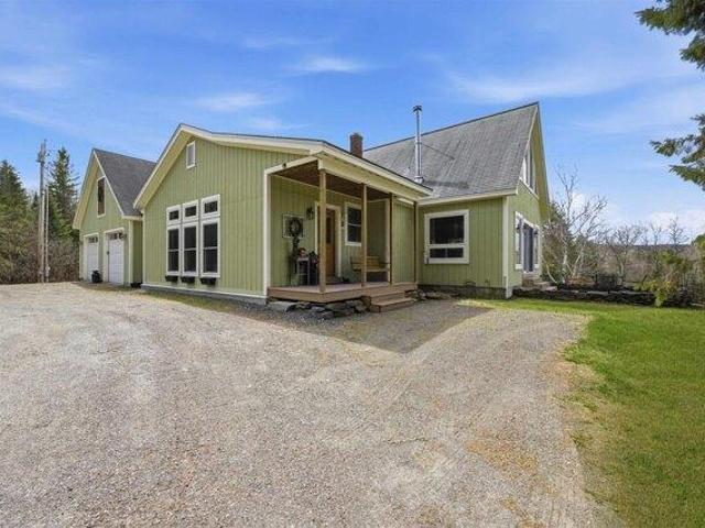 house with 3 bedroom, Canaan VT ES103931327