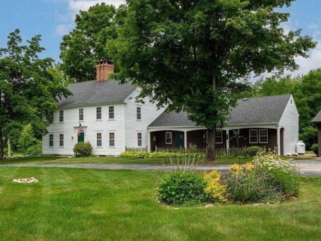 house with 3 bedroom, Candia NH ES105105308