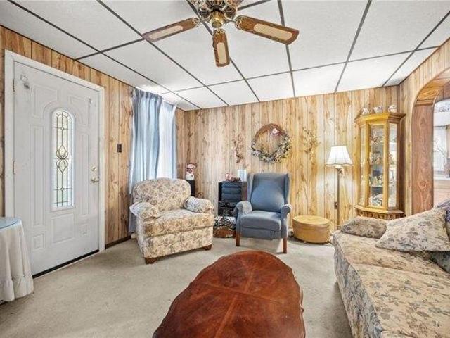 house with 3 bedroom, Canonsburg PA ES103628005