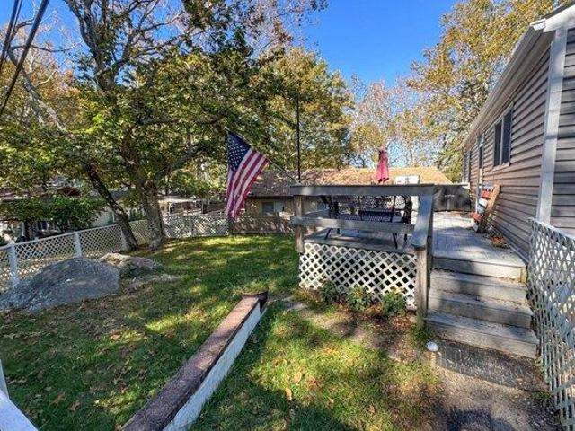 house with 3 bedroom, Calverton NY ES103625678