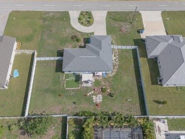 house with 3 bedroom, Cape Coral FL ES104900802