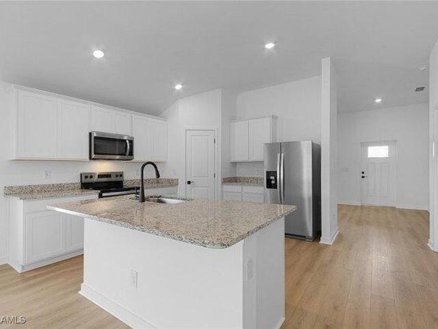 house with 3 bedroom, Cape Coral FL ES104901050